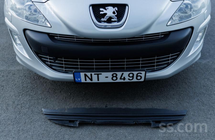 Grey Peugeot 308 2010 in Riga, with an engine capacity of 1.60 L and mileage of 190 thousand km for 2500 €, photo 14 on AUTOMOTO.COM.LV