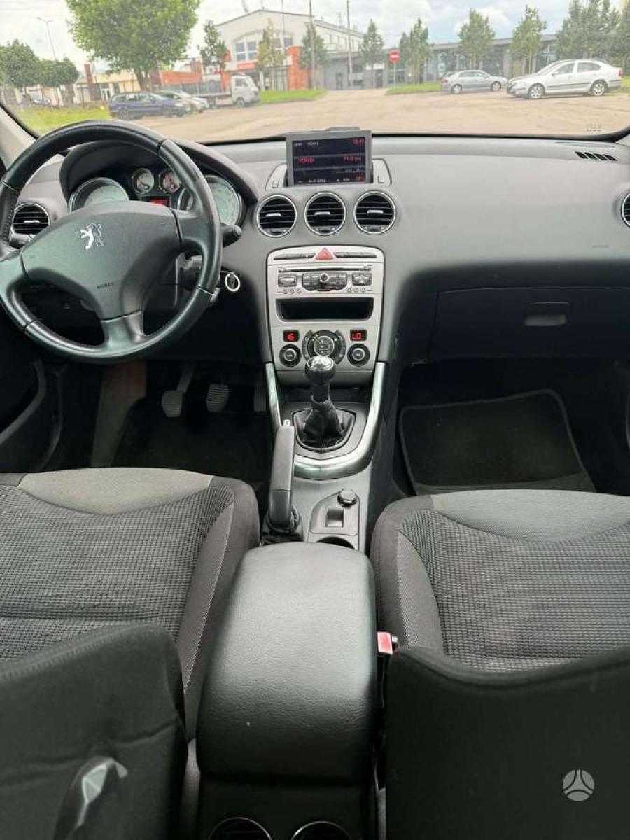 Grey Peugeot 308 2010 in Kaunas, with an engine capacity of 1.60 L and mileage of 205 thousand km for 2000 €, photo 6 on AUTOMOTO.COM.LV