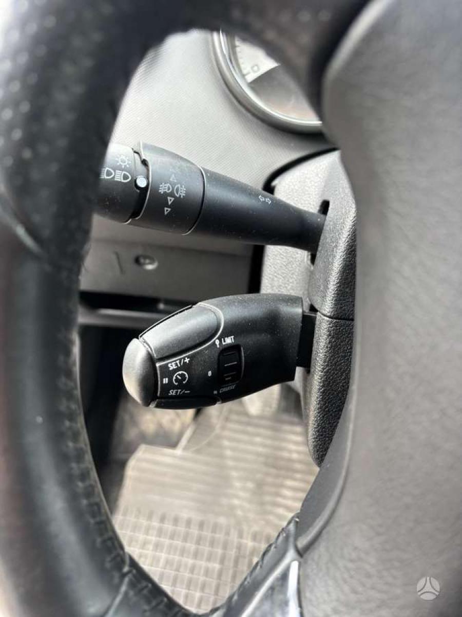 Pelēks Peugeot 308 2010 Kauņa, ar dzinēja tilpumu 1.56 L un nobraukumu 260 tūkst. km par 1799 €, foto 16 vietnē AUTOMOTO.COM.LV
