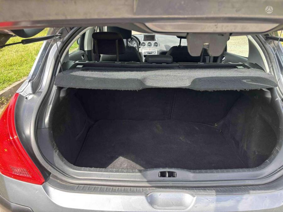 Pelēks Peugeot 308 2010 Kauņa, ar dzinēja tilpumu 1.56 L un nobraukumu 260 tūkst. km par 1799 €, foto 17 vietnē AUTOMOTO.COM.LV