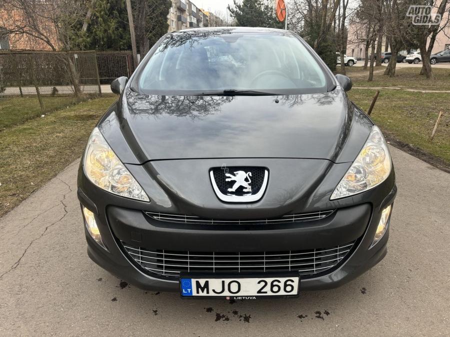 Серый Пежо 308 2010 в Каунас, объемом двигателя 1.60 л и пробегом 117 тыс. км за 1000 €, фото 5 на AUTOMOTO.COM.LV