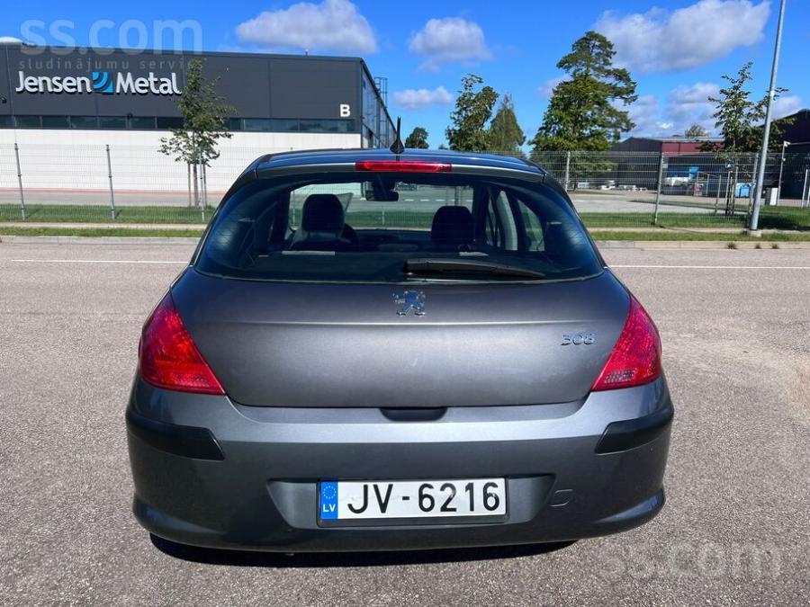 Grey Peugeot 308 2010 in Liepaja, with an engine capacity of 1.60 L and mileage of 221 thousand km for 2300 €, photo 21 on AUTOMOTO.COM.LV