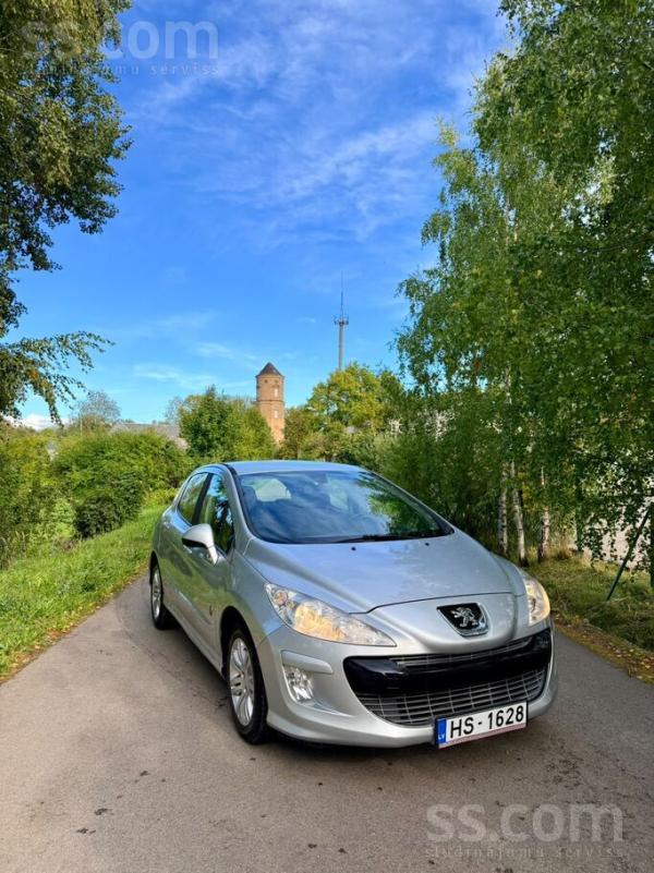 Pelēks Peugeot 308 2010 Rīga, ar dzinēja tilpumu 1.60 L un nobraukumu 188 tūkst. km par 2600 €, foto 3 vietnē AUTOMOTO.COM.LV