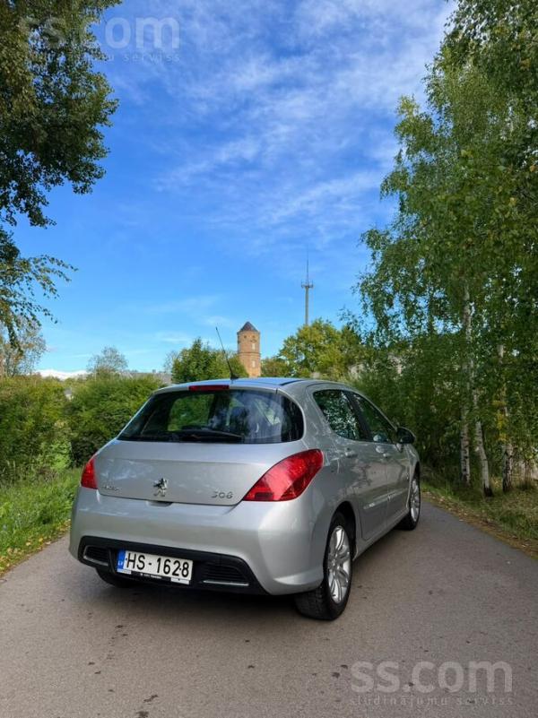 Pelēks Peugeot 308 2010 Rīga, ar dzinēja tilpumu 1.60 L un nobraukumu 188 tūkst. km par 2600 €, foto 6 vietnē AUTOMOTO.COM.LV