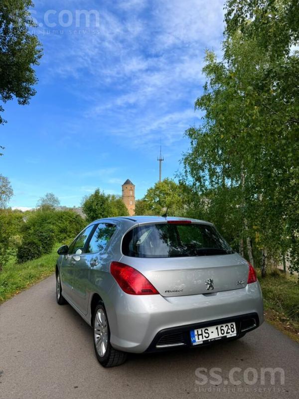 Pelēks Peugeot 308 2010 Rīga, ar dzinēja tilpumu 1.60 L un nobraukumu 188 tūkst. km par 2600 €, foto 7 vietnē AUTOMOTO.COM.LV