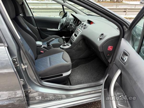 Grey Peugeot 308 2011 in Valga, with an engine capacity of 1.60 L and mileage of 99 thousand km for 3900 €, photo 11 on AUTOMOTO.COM.LV