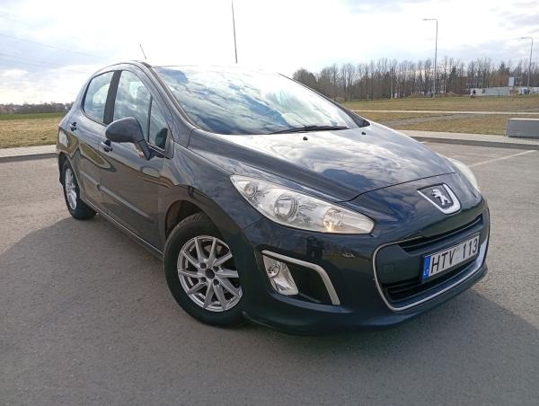 Grey Peugeot 308 2011 in Vilnius, with an engine capacity of 1.60 L and mileage of 320 thousand km for 1850 €, photo 3 on AUTOMOTO.COM.LV