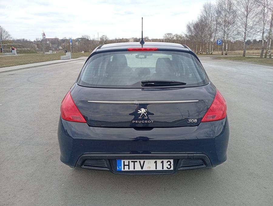 Grey Peugeot 308 2011 in Vilnius, with an engine capacity of 1.60 L and mileage of 320 thousand km for 1800 €, photo 7 on AUTOMOTO.COM.LV