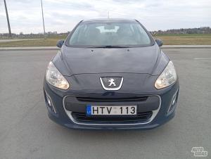 Pelēks Peugeot 308 2011 Viļņa, ar dzinēja tilpumu 1.60 L un nobraukumu 320 tūkst. km par 1800 €, foto 3 vietnē AUTOMOTO.COM.LV