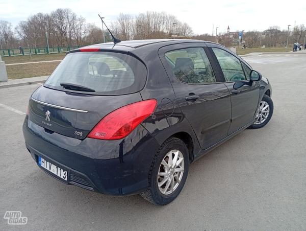 Pelēks Peugeot 308 2011 Viļņa, ar dzinēja tilpumu 1.60 L un nobraukumu 320 tūkst. km par 1800 €, foto 5 vietnē AUTOMOTO.COM.LV