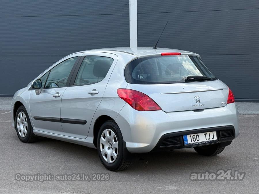 Grey Peugeot 308 2011 in Tallinn, with an engine capacity of 1.40 L and mileage of 64 thousand km for 3790 €, photo 4 on AUTOMOTO.COM.LV