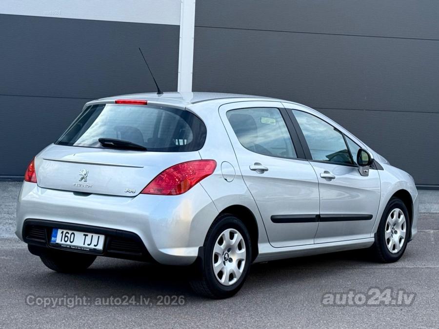 Grey Peugeot 308 2011 in Tallinn, with an engine capacity of 1.40 L and mileage of 64 thousand km for 3790 €, photo 5 on AUTOMOTO.COM.LV