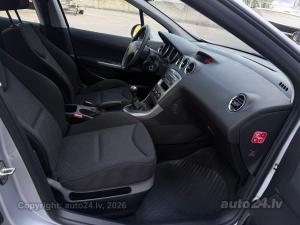 Grey Peugeot 308 2011 in Tallinn, with an engine capacity of 1.40 L and mileage of 64 thousand km for 3790 €, photo 9 on AUTOMOTO.COM.LV