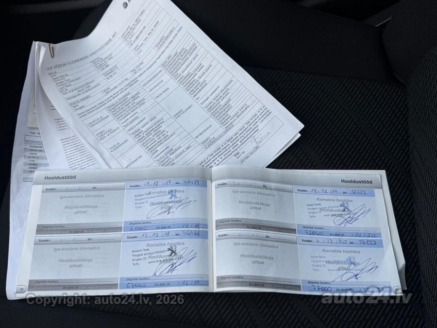 Grey Peugeot 308 2011 in Tallinn, with an engine capacity of 1.40 L and mileage of 64 thousand km for 3790 €, photo 15 on AUTOMOTO.COM.LV