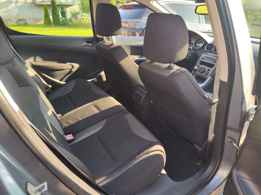 Grey Peugeot 308 2011 in Kaunas, with an engine capacity of 1.56 L and mileage of 300 thousand km for 3400 €, photo 12 on AUTOMOTO.COM.LV
