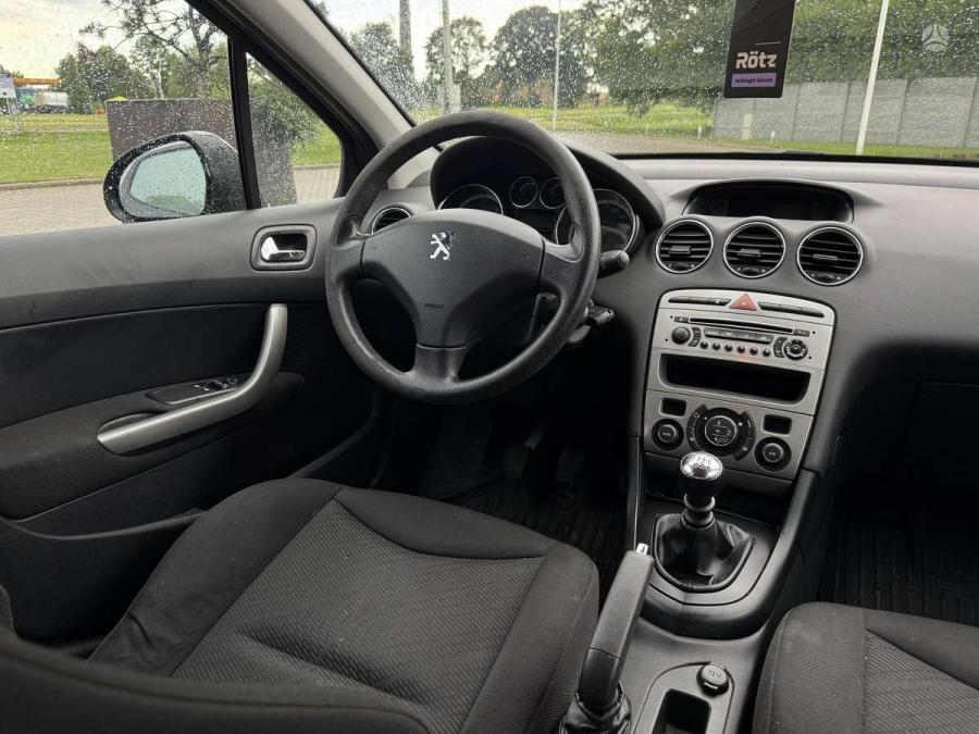 Pelēks Peugeot 308 2011 Tauragė, ar dzinēja tilpumu 1.56 L un nobraukumu 182 tūkst. km par 2480 €, foto 13 vietnē AUTOMOTO.COM.LV