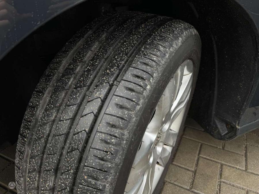 Pelēks Peugeot 308 2011 Tauragė, ar dzinēja tilpumu 1.56 L un nobraukumu 182 tūkst. km par 2480 €, foto 18 vietnē AUTOMOTO.COM.LV