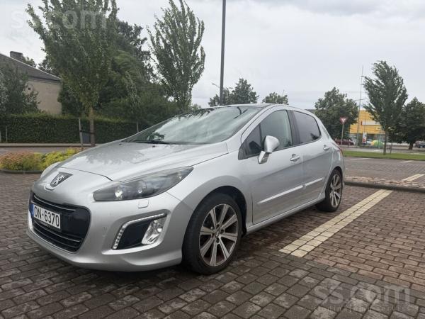 Grey Peugeot 308 2012 in Ventspils, with an engine capacity of 2.00 L and mileage of 199 thousand km for 4000 €, photo 1 on AUTOMOTO.COM.LV