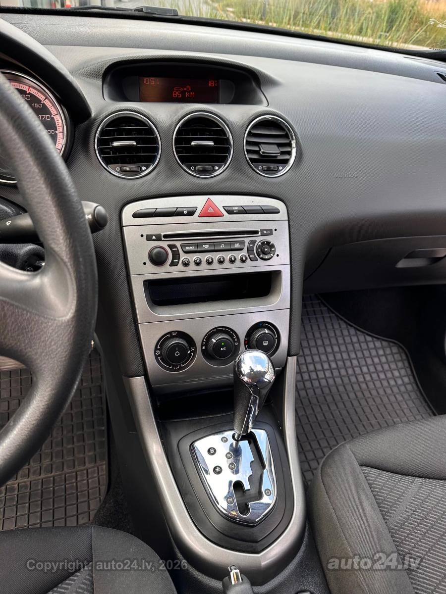 Серый Пежо 308 2012 в Таллин, объемом двигателя 1.60 л и пробегом 136 тыс. км за 3299 €, фото 23 на AUTOMOTO.COM.LV