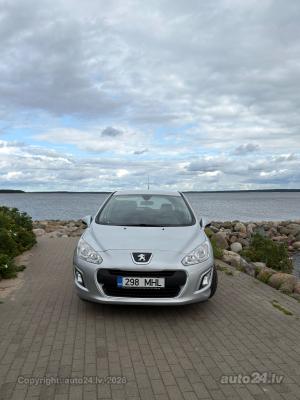 Grey Peugeot 308 2012 in Tallinn, with an engine capacity of 1.60 L and mileage of 139 thousand km for 3950 €, photo 3 on AUTOMOTO.COM.LV