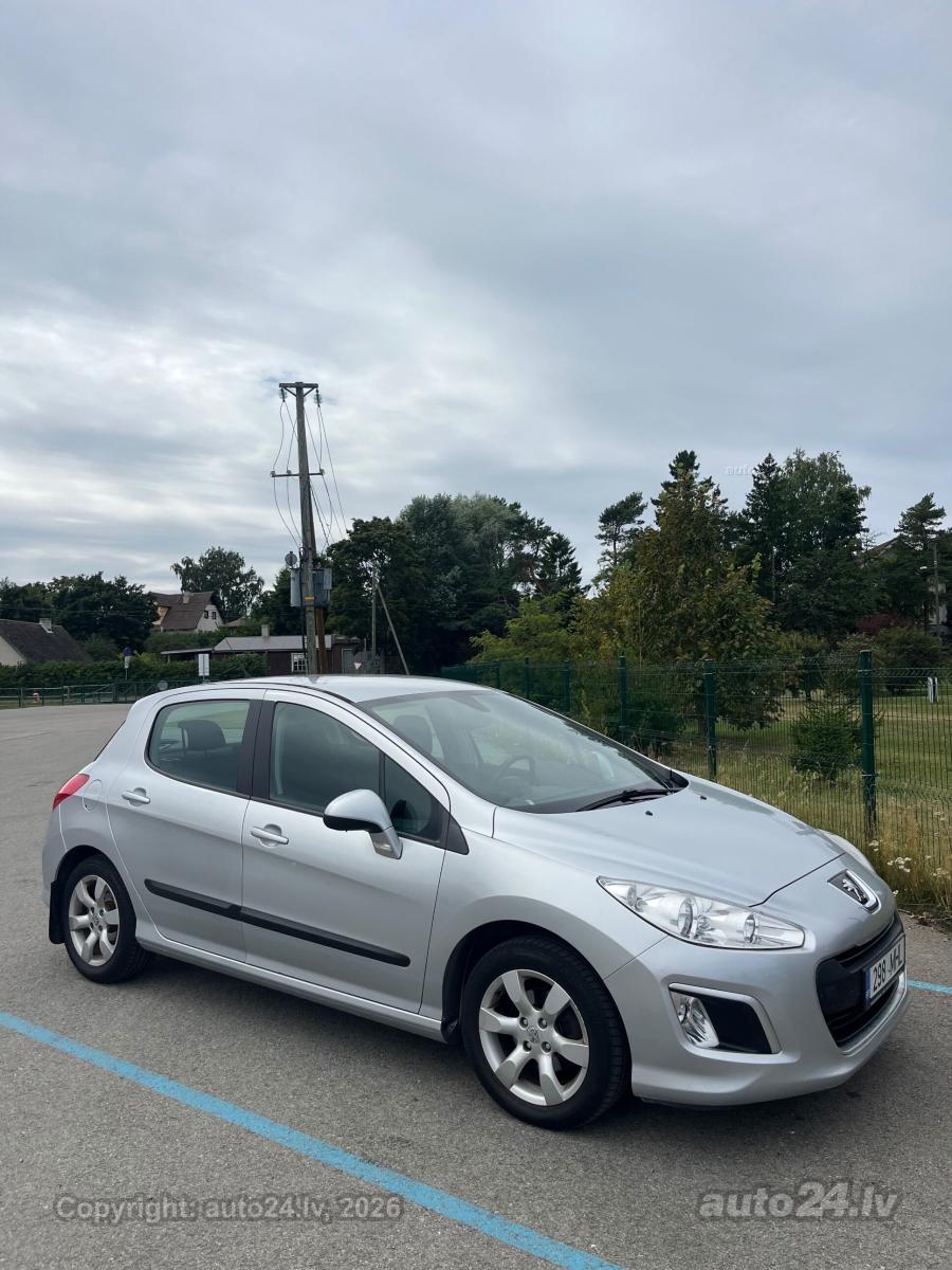 Grey Peugeot 308 2012 in Tallinn, with an engine capacity of 1.60 L and mileage of 139 thousand km for 3950 €, photo 5 on AUTOMOTO.COM.LV
