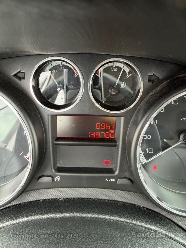 Pelēks Peugeot 308 2012 Tallina, ar dzinēja tilpumu 1.60 L un nobraukumu 139 tūkst. km par 3950 €, foto 9 vietnē AUTOMOTO.COM.LV