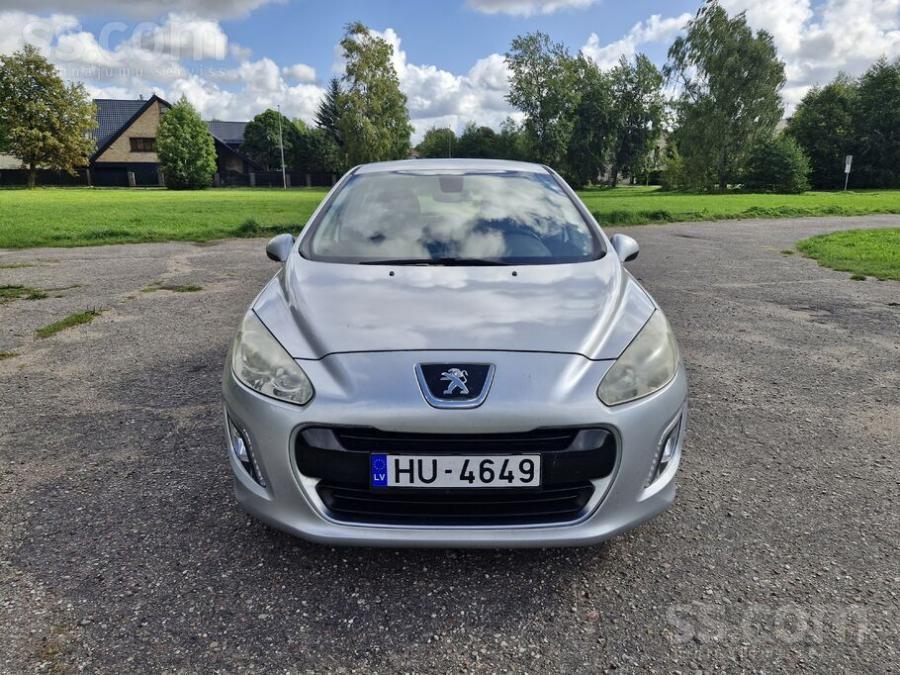 Pelēks Peugeot 308 2012 Liepāja, ar dzinēja tilpumu 1.60 L un nobraukumu 165 tūkst. km par 2750 €, foto 4 vietnē AUTOMOTO.COM.LV