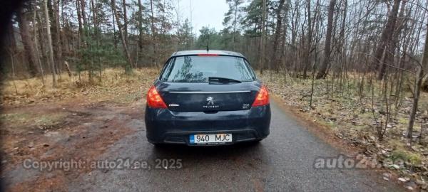 Pelēks Peugeot 308 2013 Tallina, ar dzinēja tilpumu 1.60 L un nobraukumu 127 tūkst. km par 5500 €, foto 4 vietnē AUTOMOTO.COM.LV