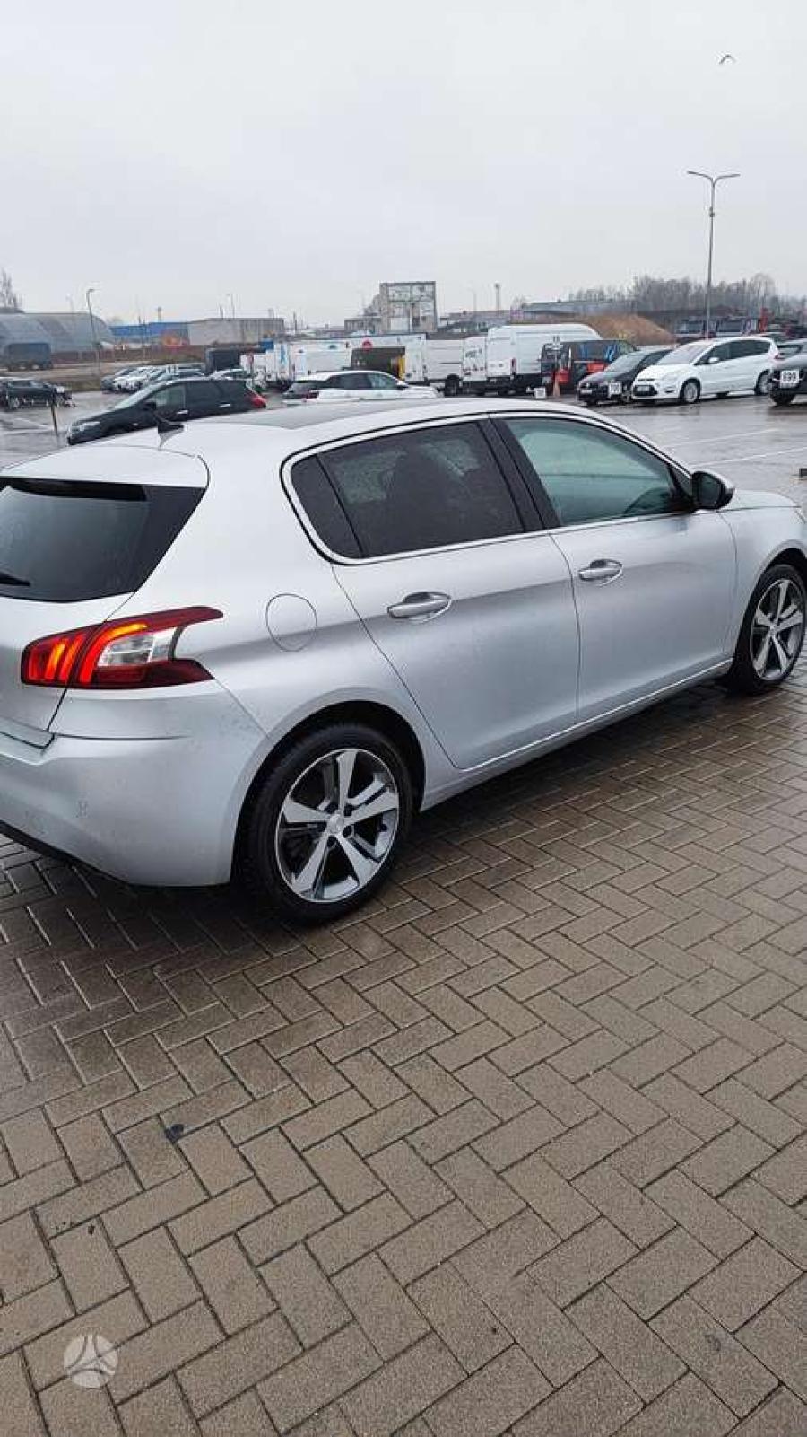 Grey Peugeot 308 2013 in Taurage, with an engine capacity of 1.60 L and mileage of 150 thousand km for 4500 €, photo 7 on AUTOMOTO.COM.LV