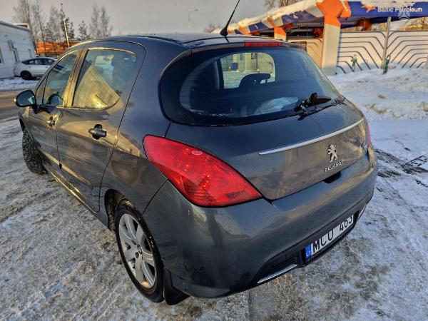 Grey Peugeot 308 2013 in Vilnius, with an engine capacity of 1.60 L and mileage of 186 thousand km for 2900 €, photo 5 on AUTOMOTO.COM.LV