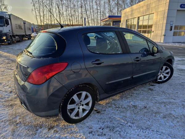 Grey Peugeot 308 2013 in Vilnius, with an engine capacity of 1.60 L and mileage of 186 thousand km for 2900 €, photo 7 on AUTOMOTO.COM.LV