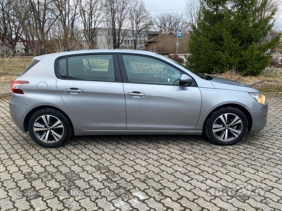 Pelēks Peugeot 308 2013 Paide, ar dzinēja tilpumu 1.60 L un nobraukumu 232 tūkst. km par 4850 €, foto 6 vietnē AUTOMOTO.COM.LV