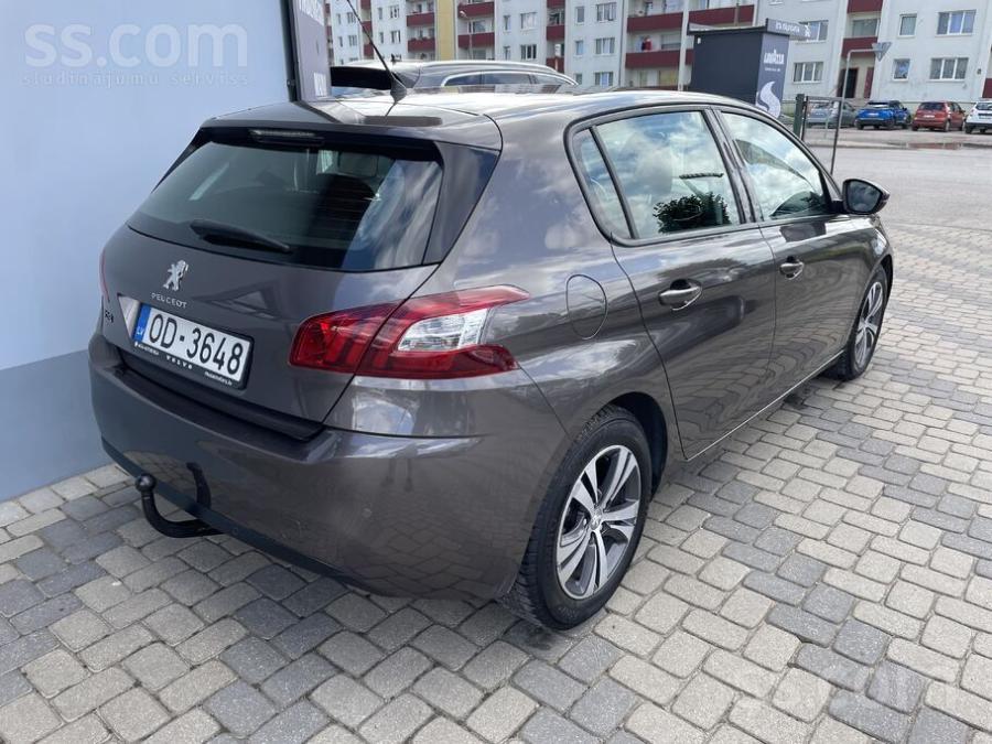 Grey Peugeot 308 2013 in Talsi, with an engine capacity of 1.60 L and mileage of 124 thousand km for 3950 €, photo 4 on AUTOMOTO.COM.LV