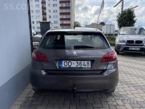 Grey Peugeot 308 2013 in Talsi, with an engine capacity of 1.60 L and mileage of 124 thousand km for 3950 €, photo 5 on AUTOMOTO.COM.LV