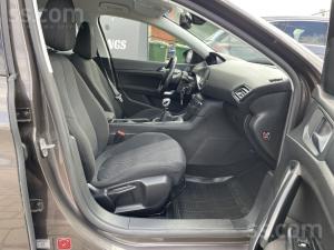 Grey Peugeot 308 2013 in Talsi, with an engine capacity of 1.60 L and mileage of 124 thousand km for 3950 €, photo 9 on AUTOMOTO.COM.LV