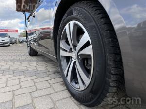 Grey Peugeot 308 2013 in Talsi, with an engine capacity of 1.60 L and mileage of 124 thousand km for 3950 €, photo 10 on AUTOMOTO.COM.LV