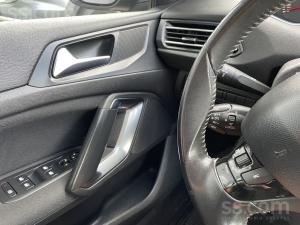 Grey Peugeot 308 2013 in Talsi, with an engine capacity of 1.60 L and mileage of 124 thousand km for 3950 €, photo 13 on AUTOMOTO.COM.LV