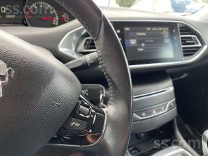 Grey Peugeot 308 2013 in Talsi, with an engine capacity of 1.60 L and mileage of 124 thousand km for 3950 €, photo 15 on AUTOMOTO.COM.LV