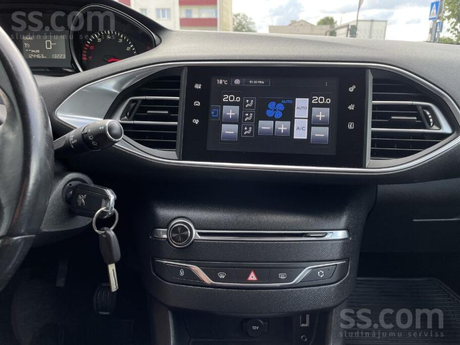 Grey Peugeot 308 2013 in Talsi, with an engine capacity of 1.60 L and mileage of 124 thousand km for 3950 €, photo 17 on AUTOMOTO.COM.LV