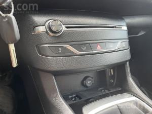 Grey Peugeot 308 2013 in Talsi, with an engine capacity of 1.60 L and mileage of 124 thousand km for 3950 €, photo 19 on AUTOMOTO.COM.LV