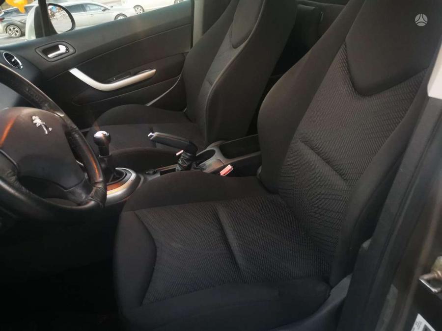 Grey Peugeot 308 2013 in Vilnius, with an engine capacity of 1.56 L and mileage of 128 thousand km for 2950 €, photo 12 on AUTOMOTO.COM.LV