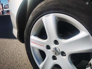 Grey Peugeot 308 2013 in Vilnius, with an engine capacity of 1.56 L and mileage of 128 thousand km for 2950 €, photo 22 on AUTOMOTO.COM.LV
