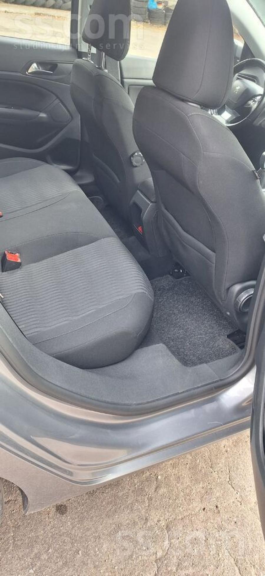 Pelēks Peugeot 308 2014 Rīga, ar dzinēja tilpumu 1.60 L un nobraukumu 221 tūkst. km par 3620 €, foto 16 vietnē AUTOMOTO.COM.LV
