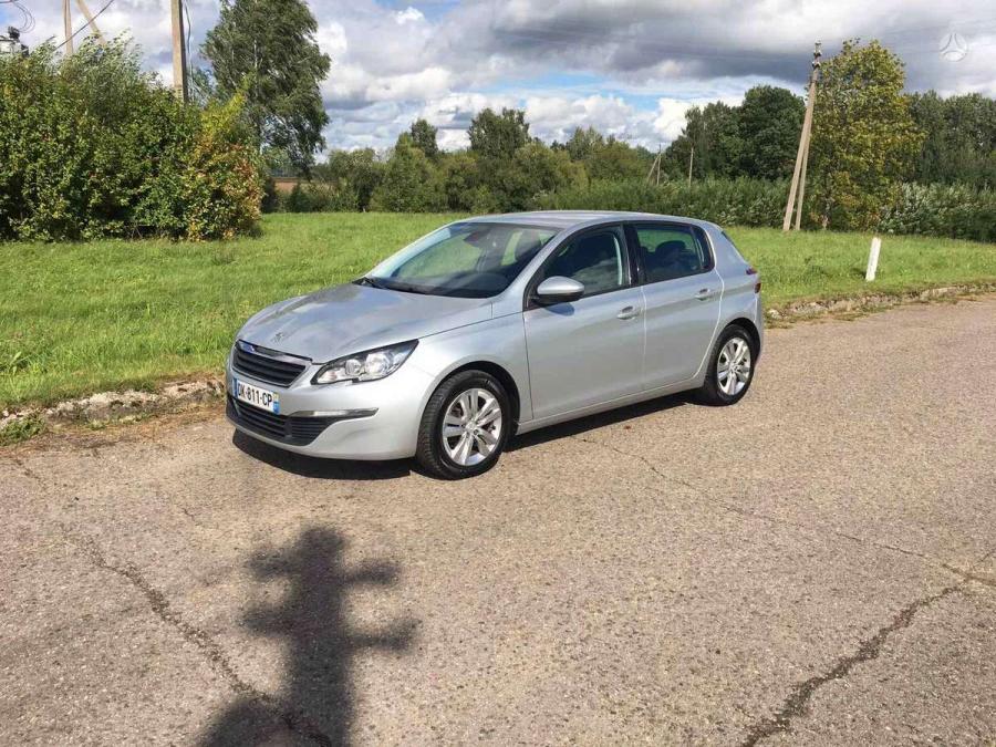 Grey Peugeot 308 2014 in Raseiniai, with an engine capacity of 1.56 L and mileage of 227 thousand km for 4499 €, photo 13 on AUTOMOTO.COM.LV