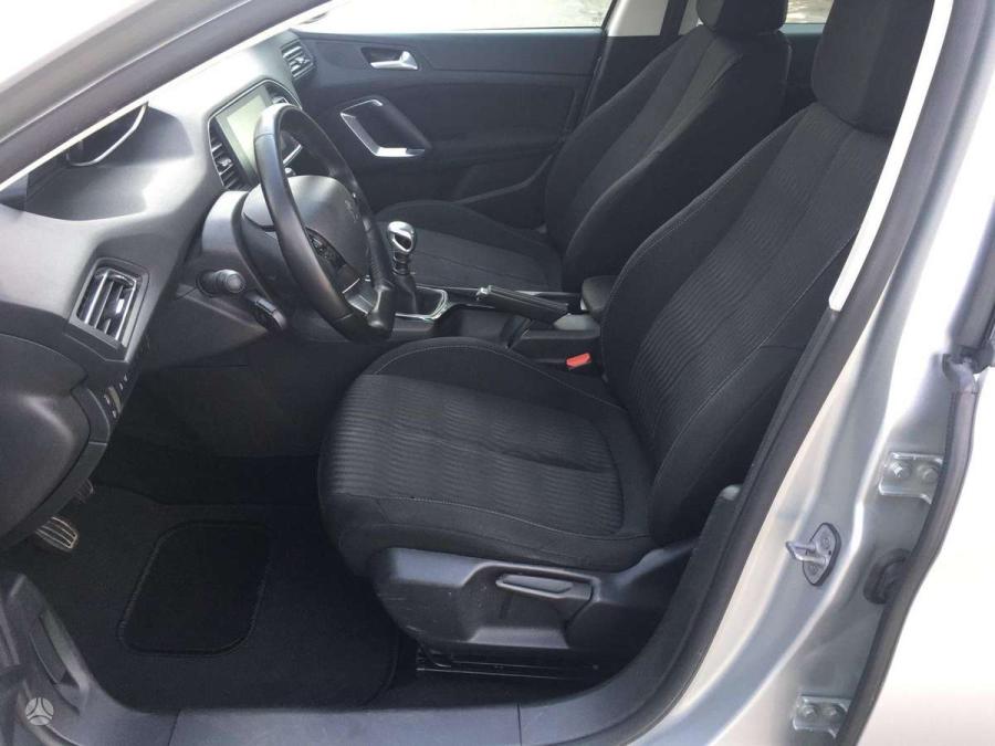 Grey Peugeot 308 2014 in Raseiniai, with an engine capacity of 1.56 L and mileage of 227 thousand km for 4499 €, photo 14 on AUTOMOTO.COM.LV
