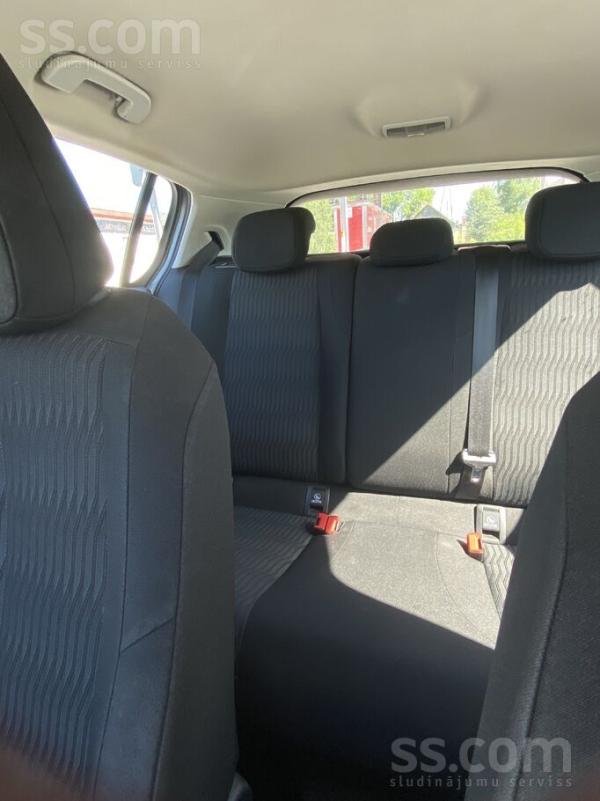 Pelēks Peugeot 308 2015 Daugavpils, ar dzinēja tilpumu 1.60 L un nobraukumu 253 tūkst. km par 2500 €, foto 8 vietnē AUTOMOTO.COM.LV