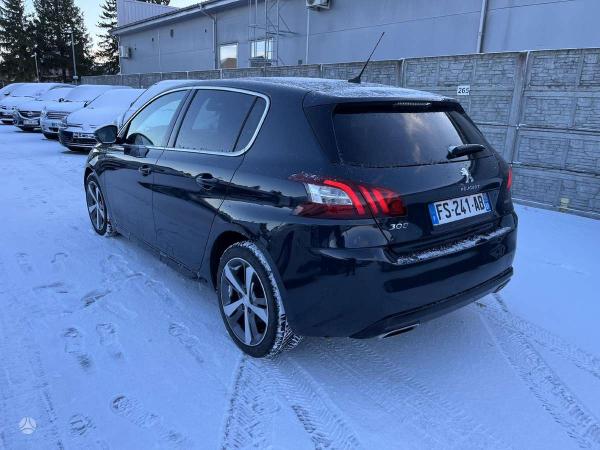 Grey Peugeot 308 2015 in Taurage, with an engine capacity of 1.56 L and mileage of 260 thousand km for 5200 €, photo 4 on AUTOMOTO.COM.LV