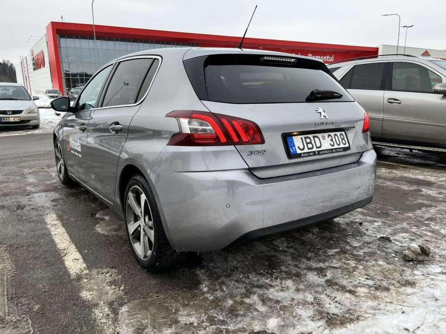 Pelēks Peugeot 308 2015 Kauņa, ar dzinēja tilpumu 1.20 L un nobraukumu 140 tūkst. km par 5000 €, foto 4 vietnē AUTOMOTO.COM.LV