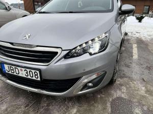 Pelēks Peugeot 308 2015 Kauņa, ar dzinēja tilpumu 1.20 L un nobraukumu 140 tūkst. km par 5000 €, foto 5 vietnē AUTOMOTO.COM.LV