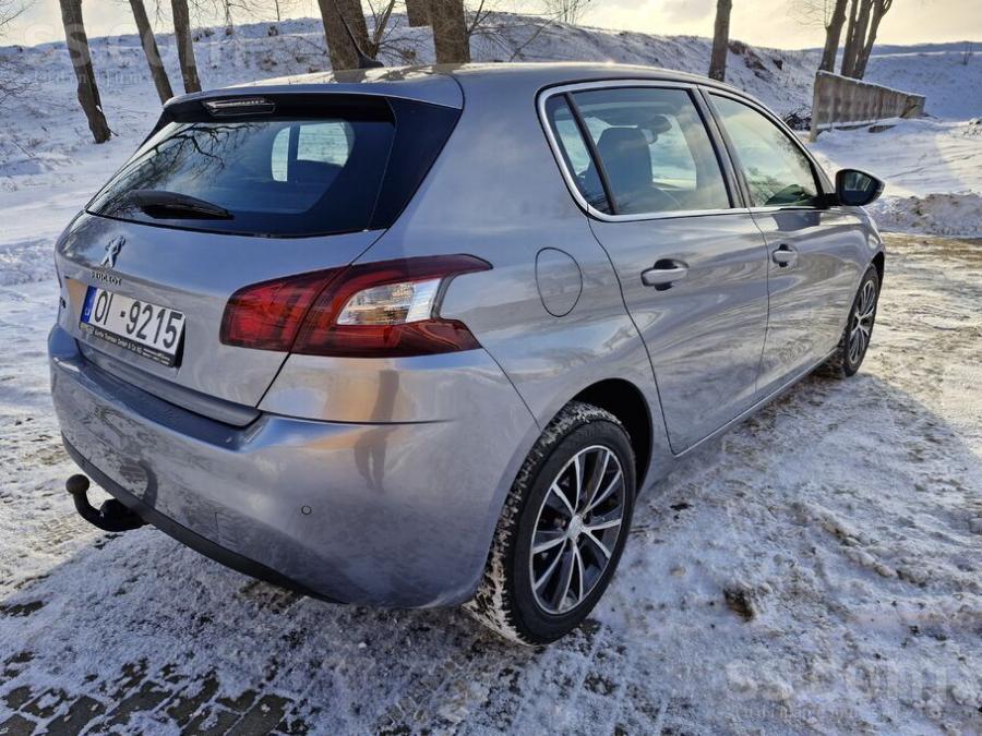 Grey Peugeot 308 2015 in Daugavpils, with an engine capacity of 1.20 L and mileage of 205 thousand km for 5950 €, photo 7 on AUTOMOTO.COM.LV